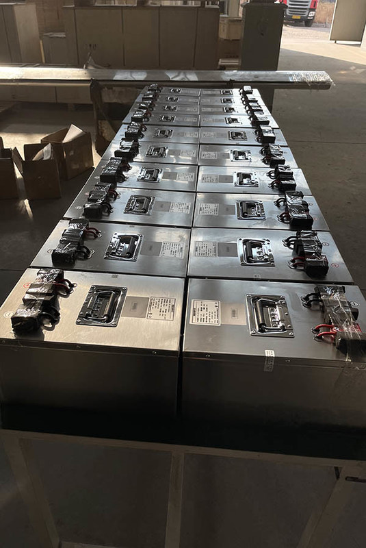 External Casing Lithium Storage Battery 48V 96V 100AH 150AH Off Grid ...