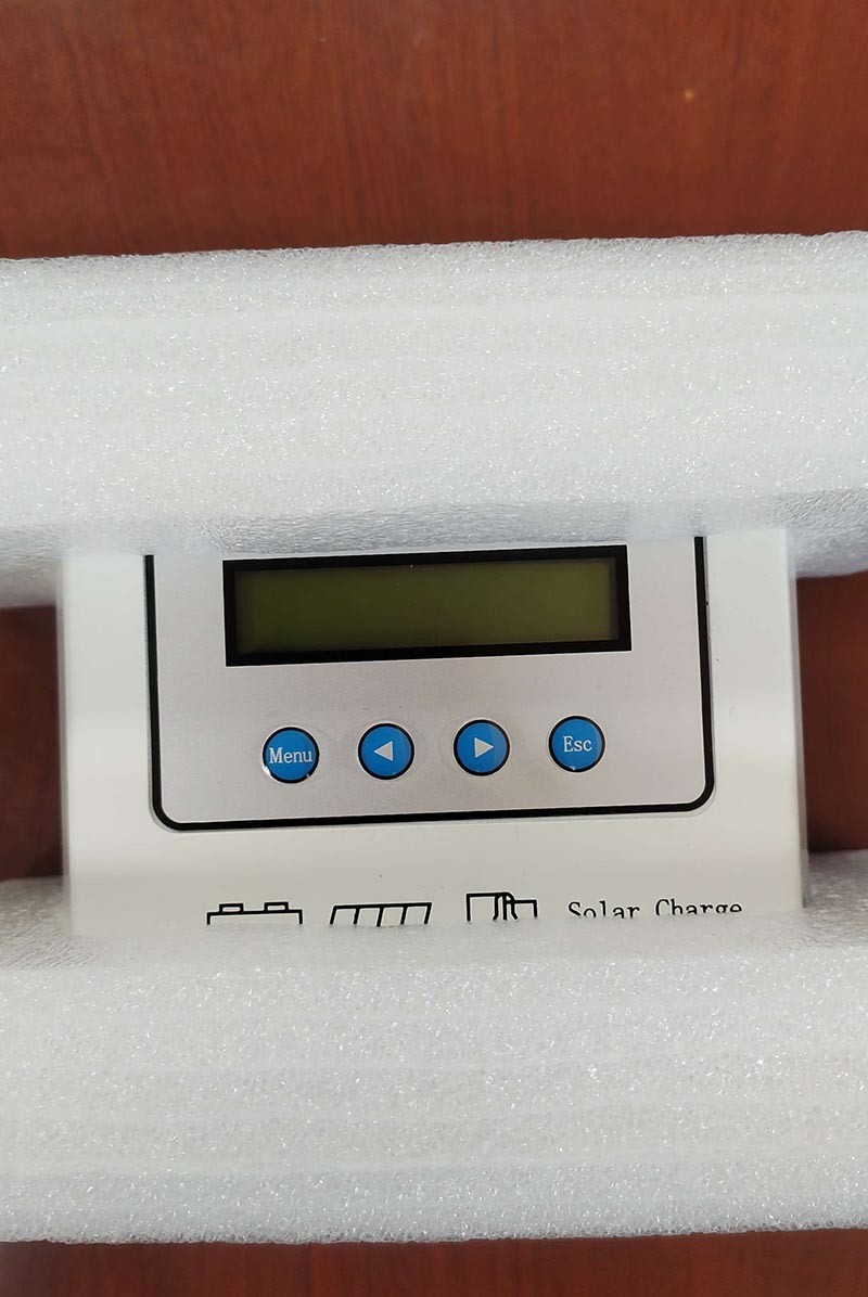 White 1000W PWM Solar Charge Controller 12V 24V 30A PWM Solar Regulator